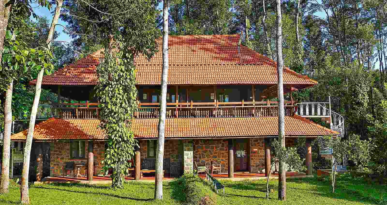 Eco-friendly resort/sustainable tourism / greenstories